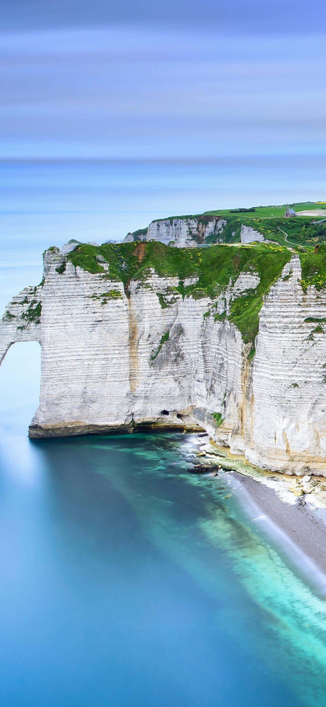 Falaises et mystères by Microsoft | Wallpapers | WallpaperHub