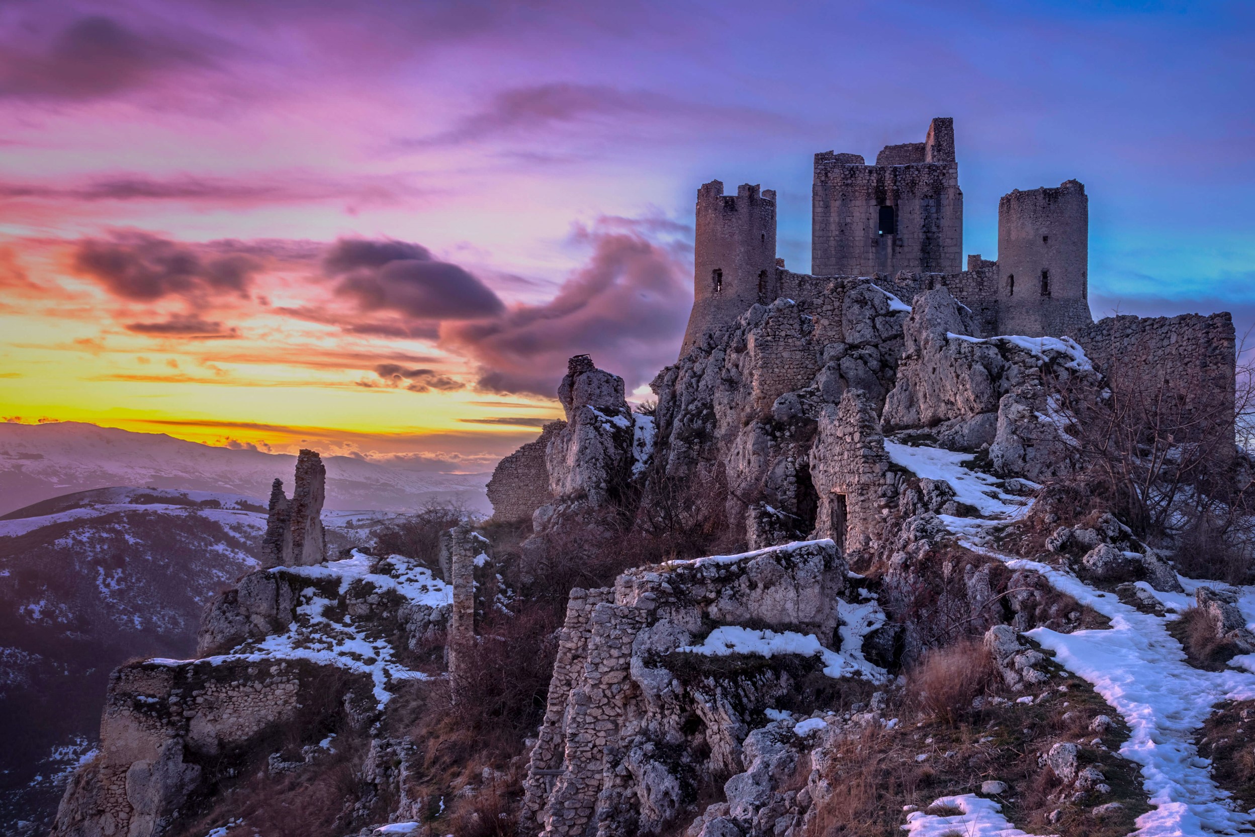 A fortress in the sky by Microsoft | Wallpapers | WallpaperHub