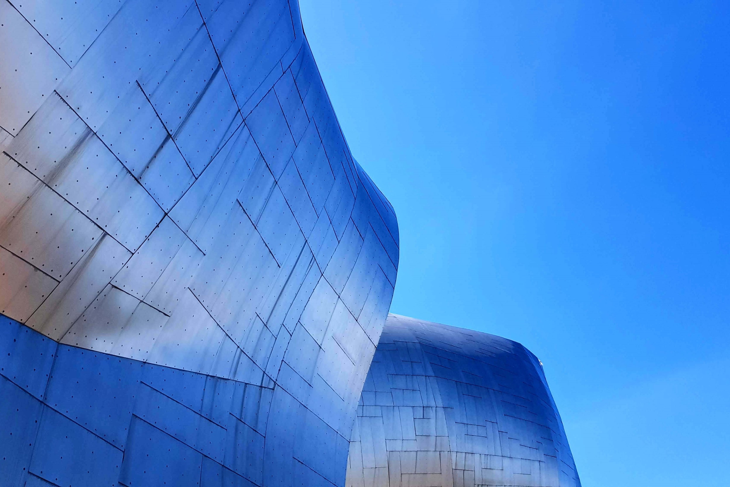 Blue Wave by Michael Gillett | Wallpapers | WallpaperHub