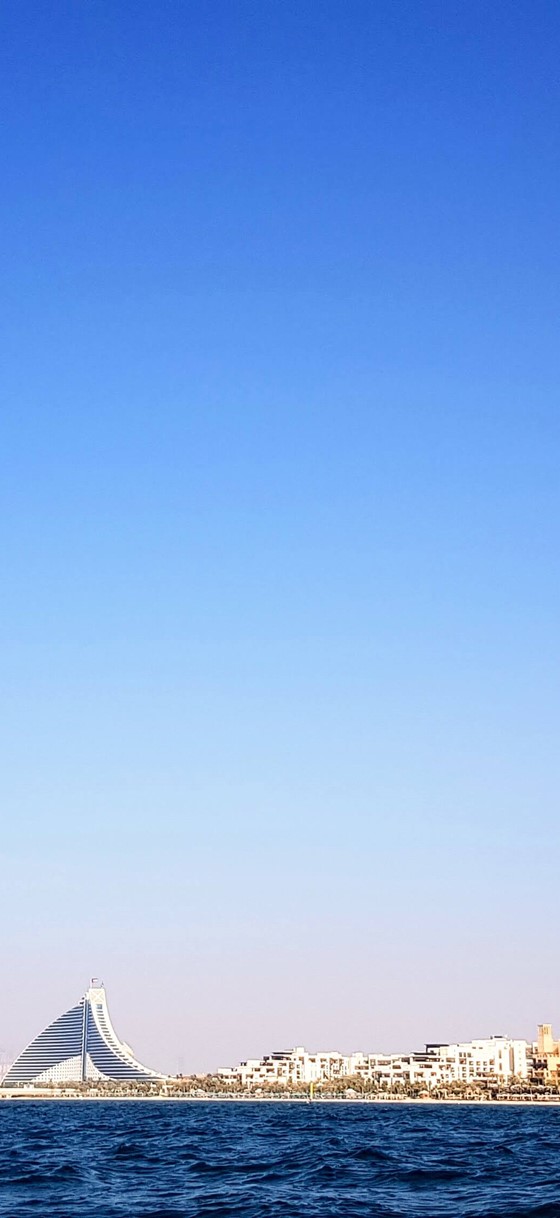 Side Burj Al Arab by Michael Gillett | Wallpapers | WallpaperHub