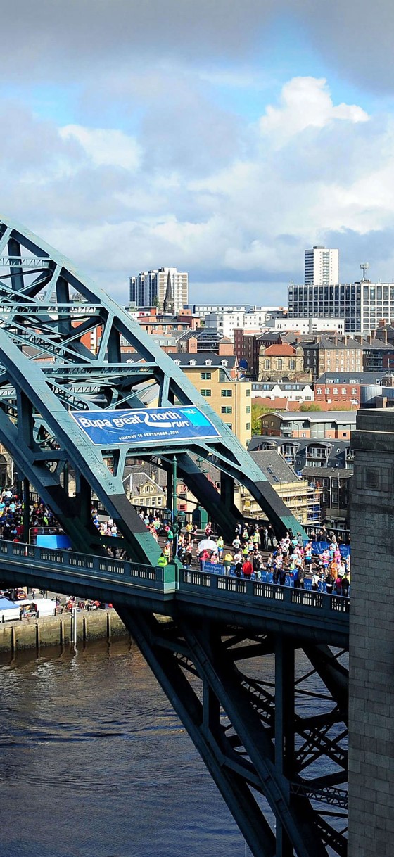 In the running by Microsoft | Wallpapers | WallpaperHub