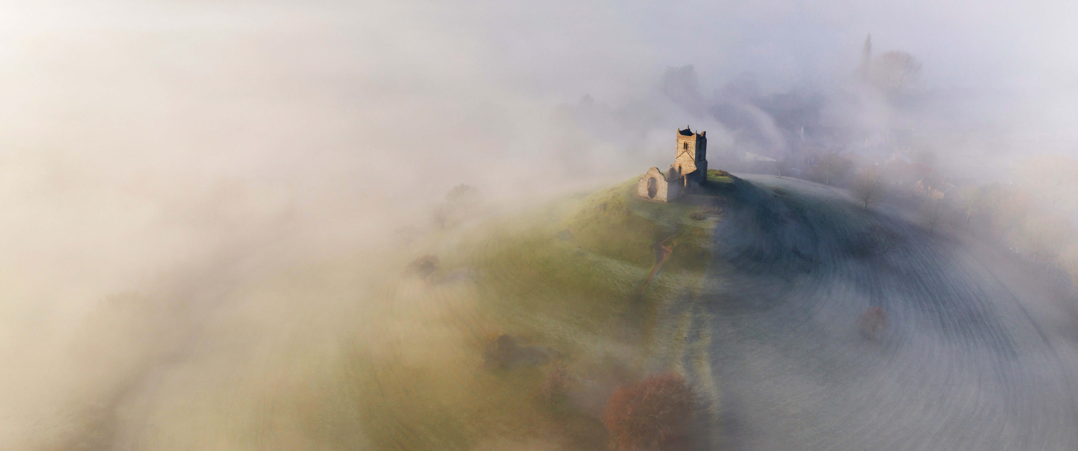 A lookout on the Levels by Microsoft | Wallpapers | WallpaperHub