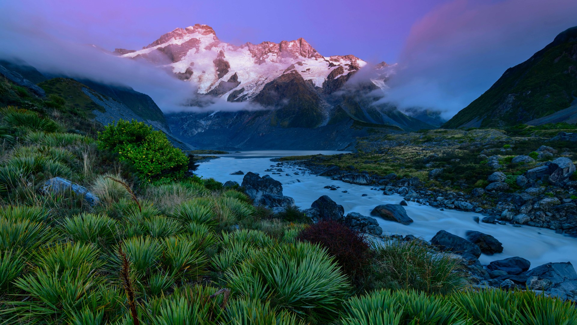 A gorgeous New Zealand peak by Microsoft | Wallpapers | WallpaperHub