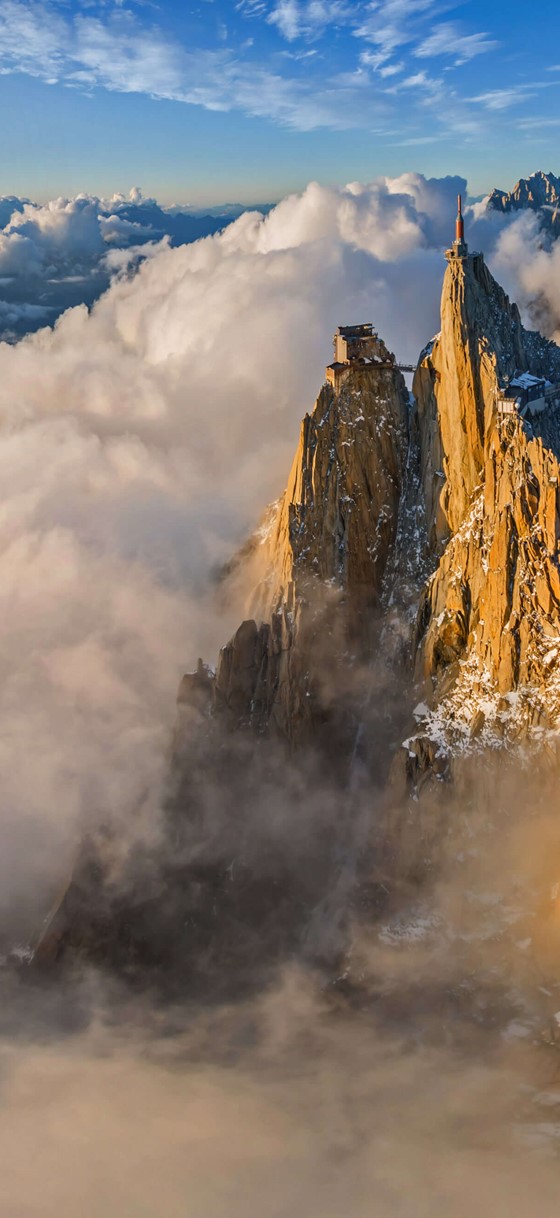 Atop the Needle of Chamonix by Microsoft | Wallpapers | WallpaperHub