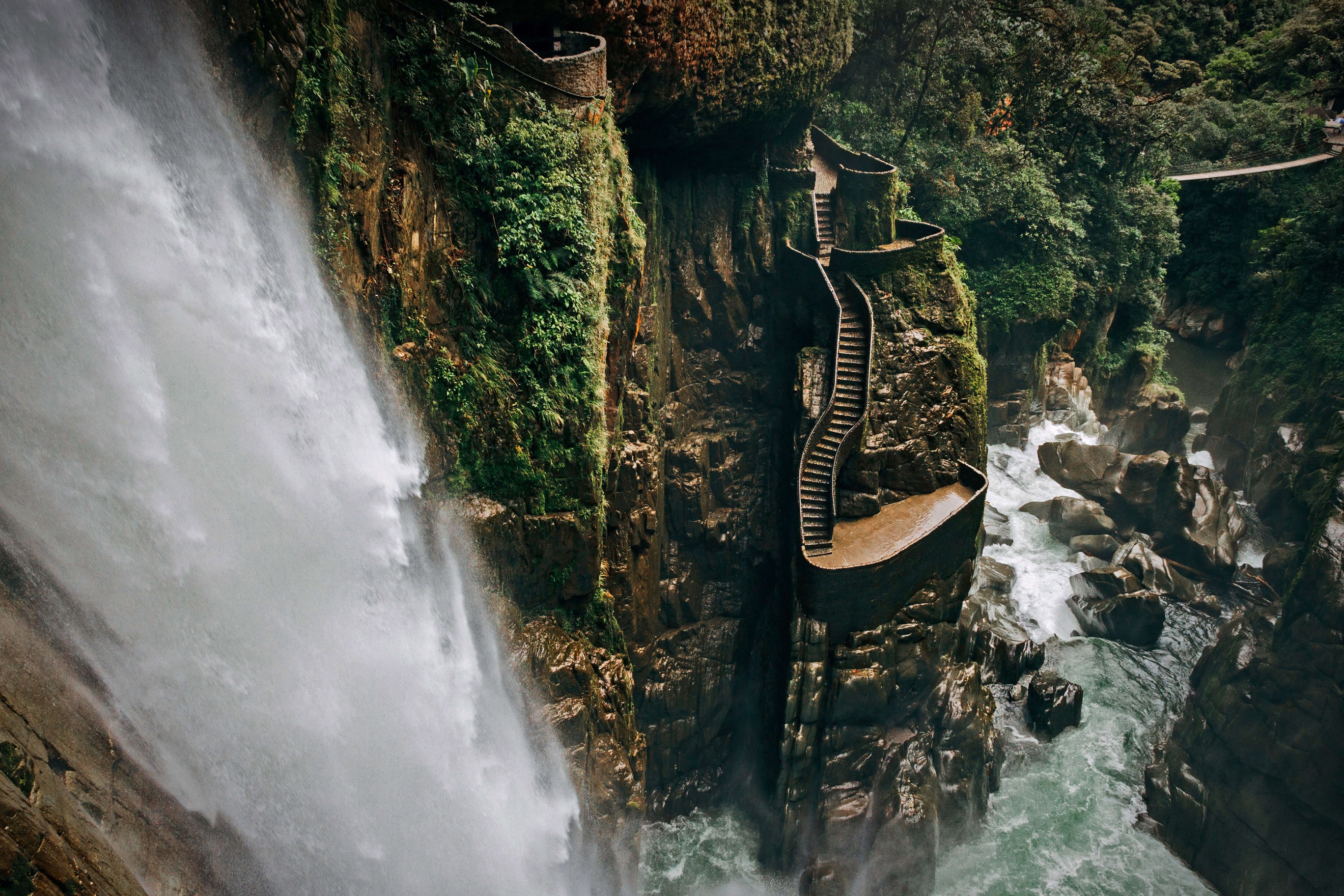 On the Route of the Waterfalls by Microsoft | Wallpapers | WallpaperHub