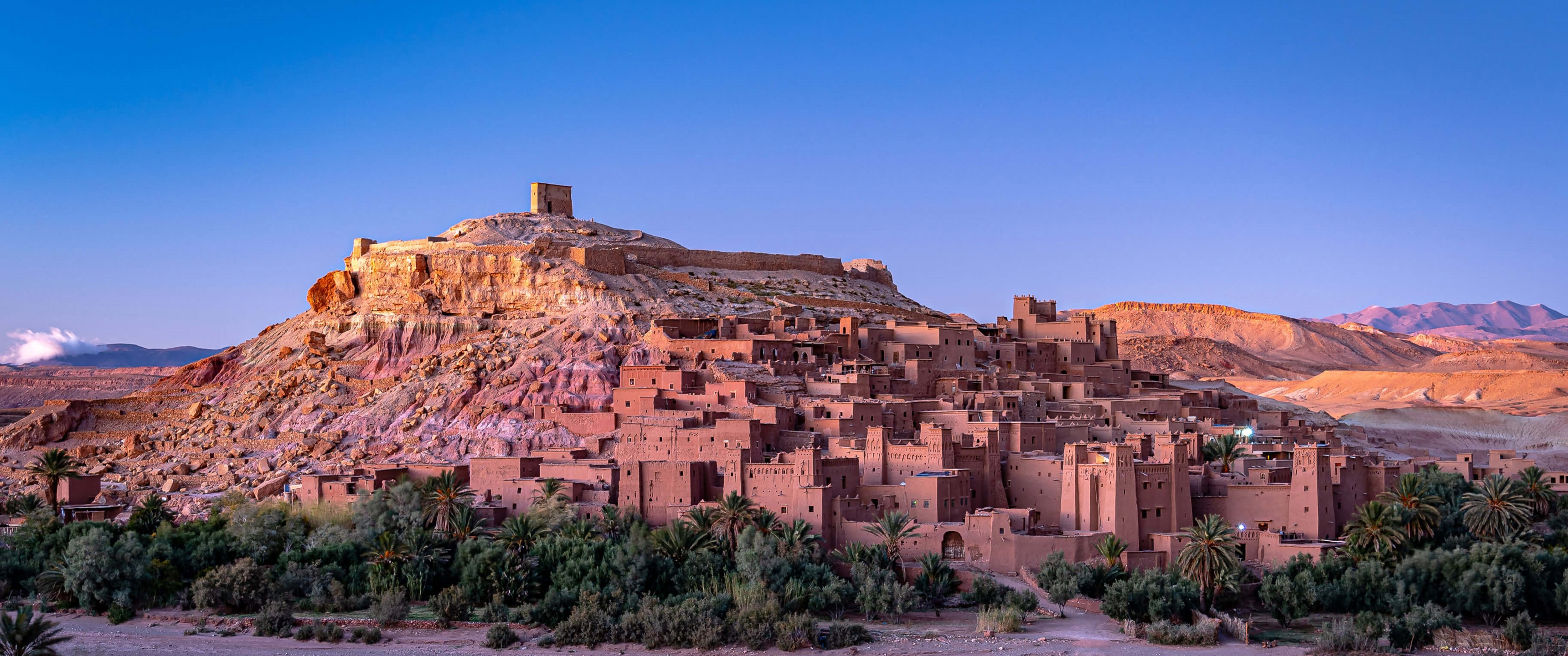 At the gates of the 'ksar' by Microsoft | Wallpapers | WallpaperHub