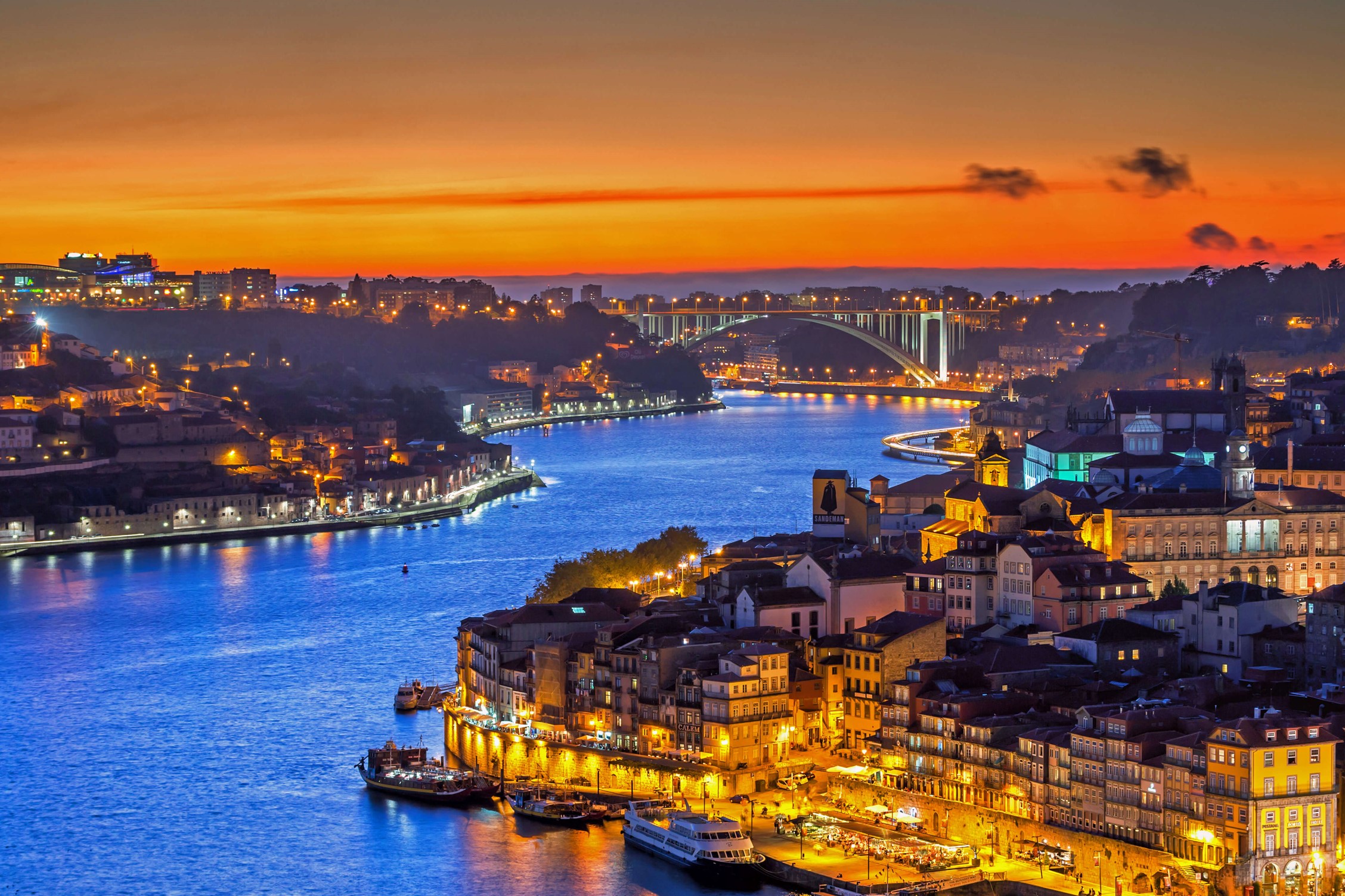 An important port of Portugal by Microsoft | Wallpapers | WallpaperHub