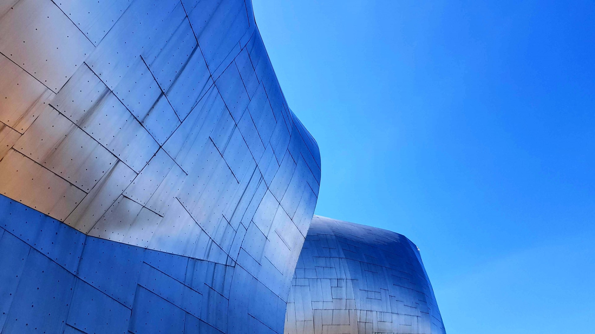 Blue Wave by Michael Gillett | Wallpapers | WallpaperHub