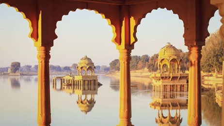 Boats, birds and peace await by Microsoft | Wallpapers | WallpaperHub