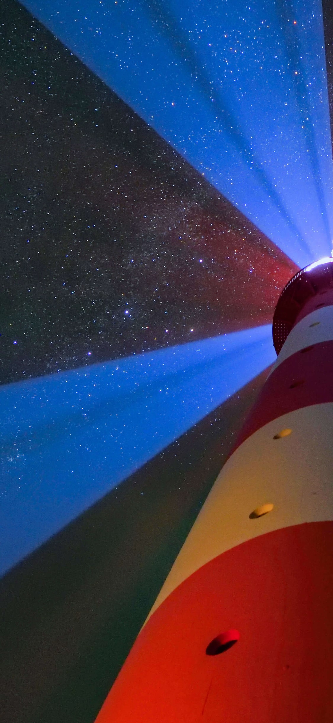 Stargazing by the shore by Microsoft | Wallpapers | WallpaperHub