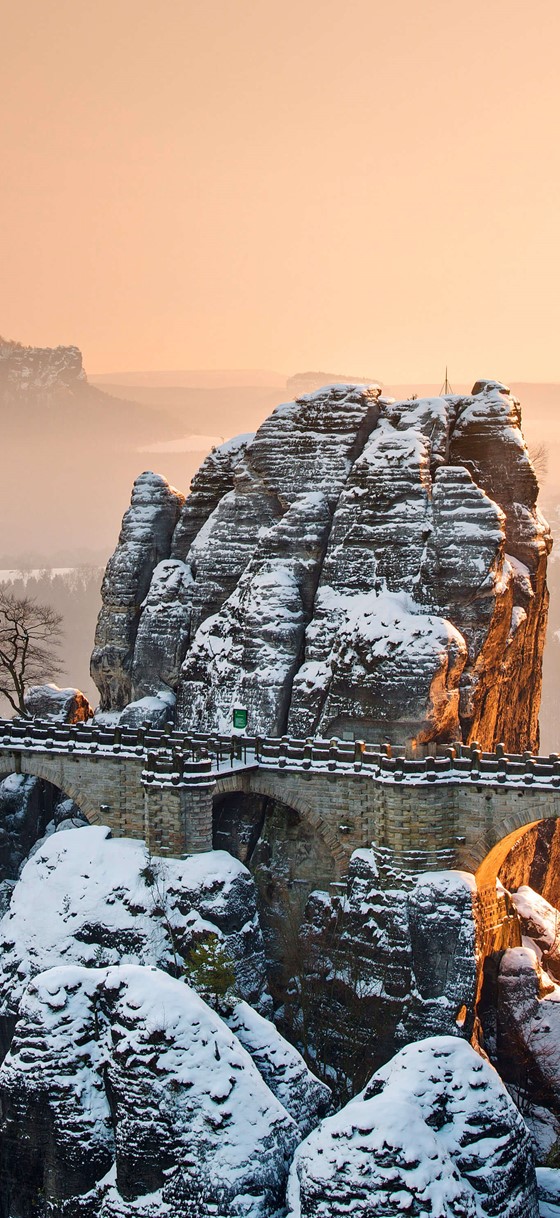 A bridge that rocks by Microsoft | Wallpapers | WallpaperHub