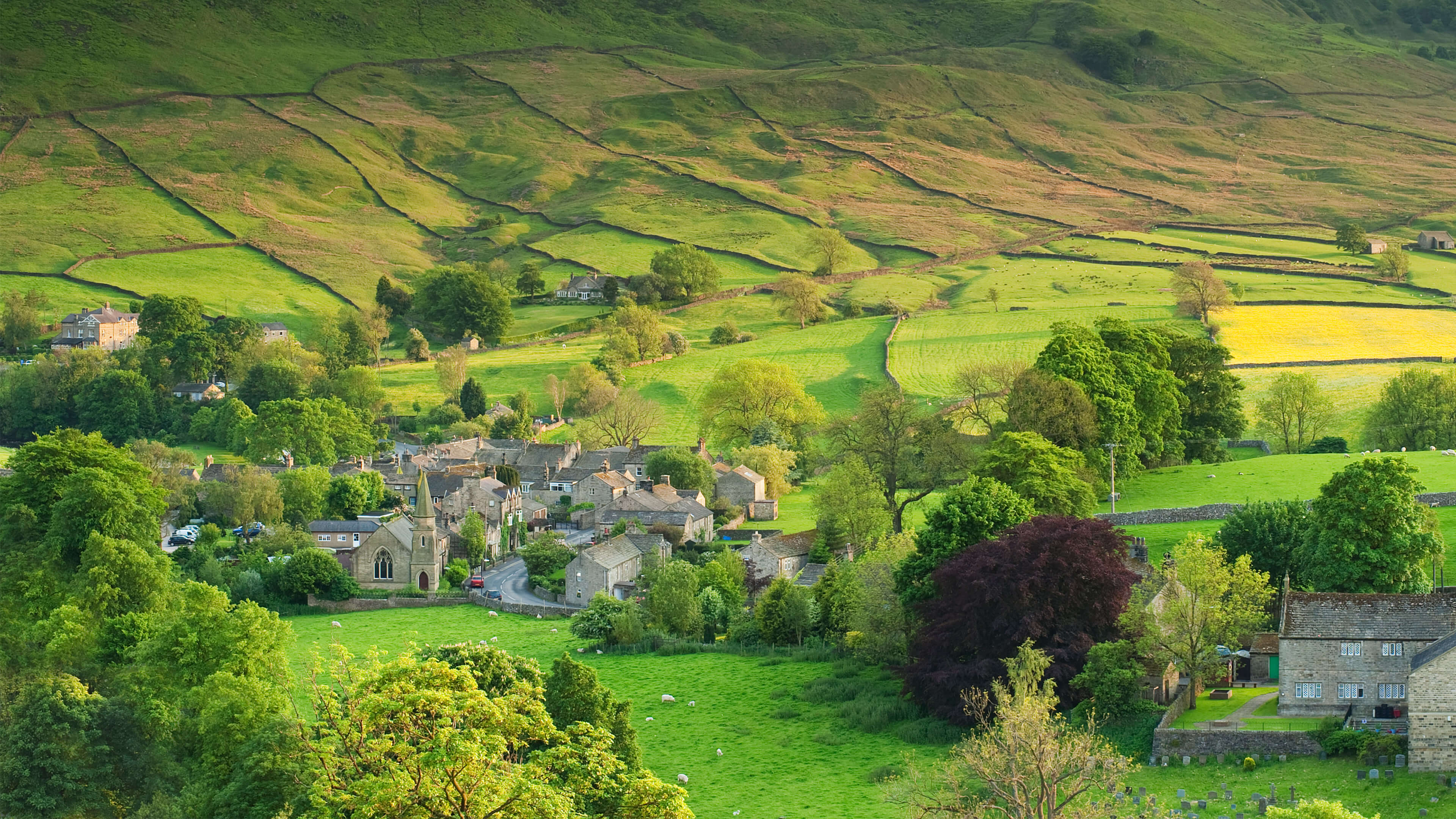 Rolling hills and charming villages by Microsoft | Wallpapers ...