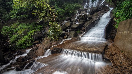 A memerising view of Amboli Waterfalls by Microsoft | Wallpapers ...