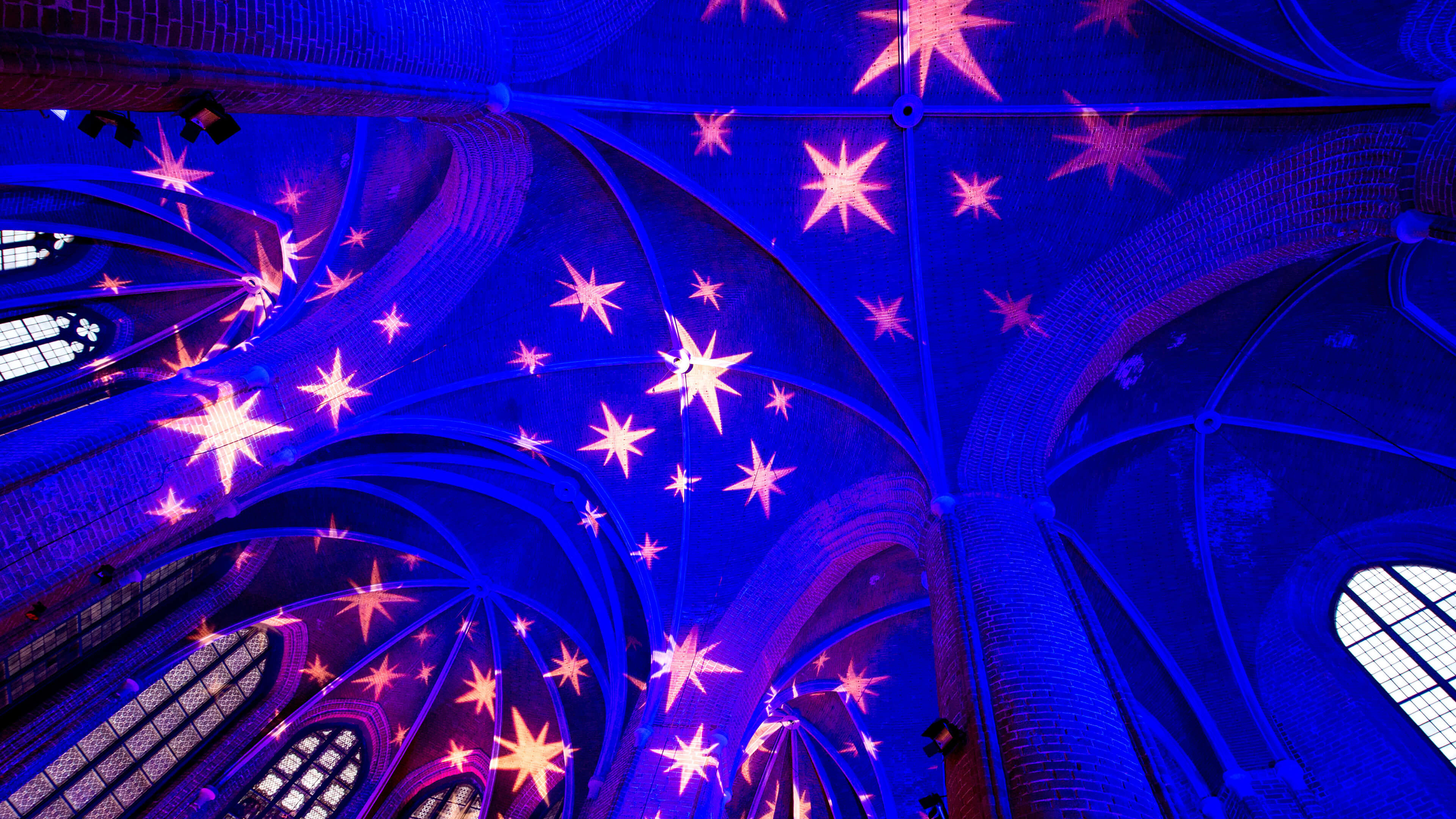 Sternen-Gewölbe by Microsoft | Wallpapers | WallpaperHub