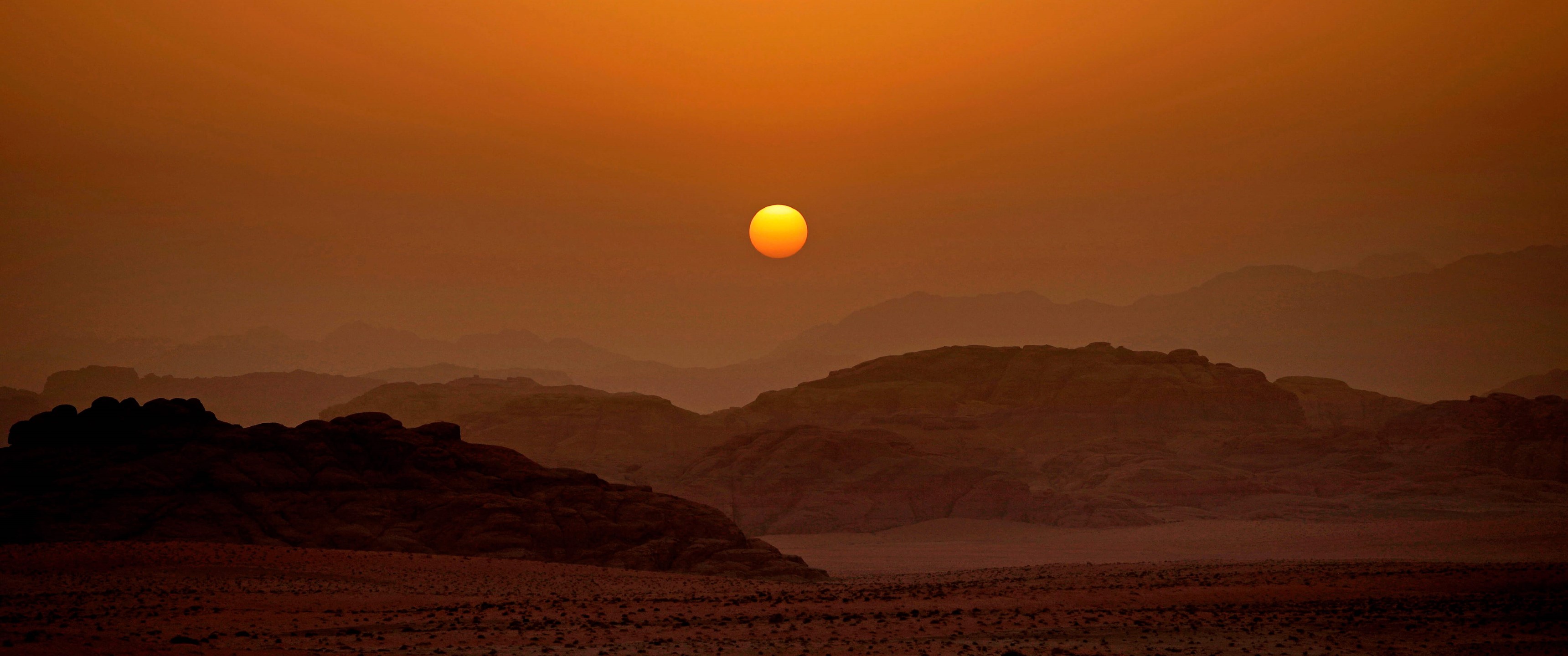 The sun sets on the Valley of the Moon by Microsoft | Wallpapers ...