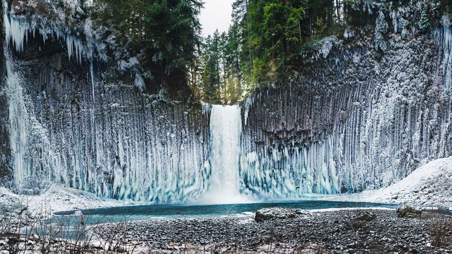 Amphitheatre of ice by Microsoft | Wallpapers | WallpaperHub
